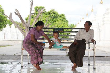 Myanmar Traditional Dress | National Costume - Myanmar River Cruises